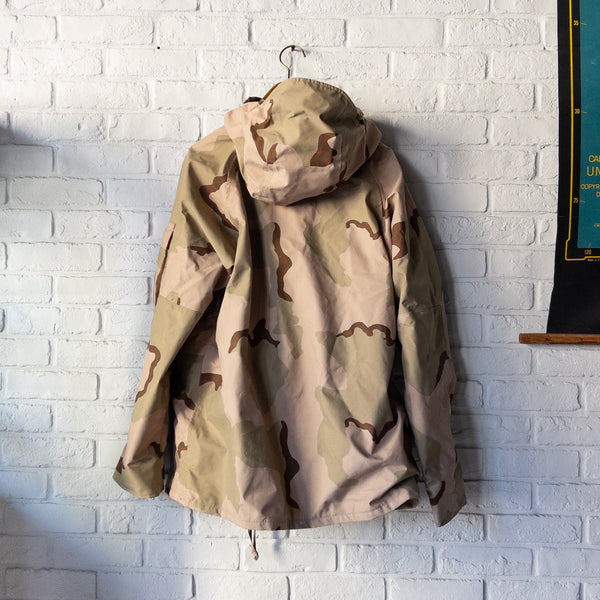 US ARMY ECWCS GORE-TEX DESERT CAMO PARKA 02'S VINTAGE LARGE-REGULAR ...